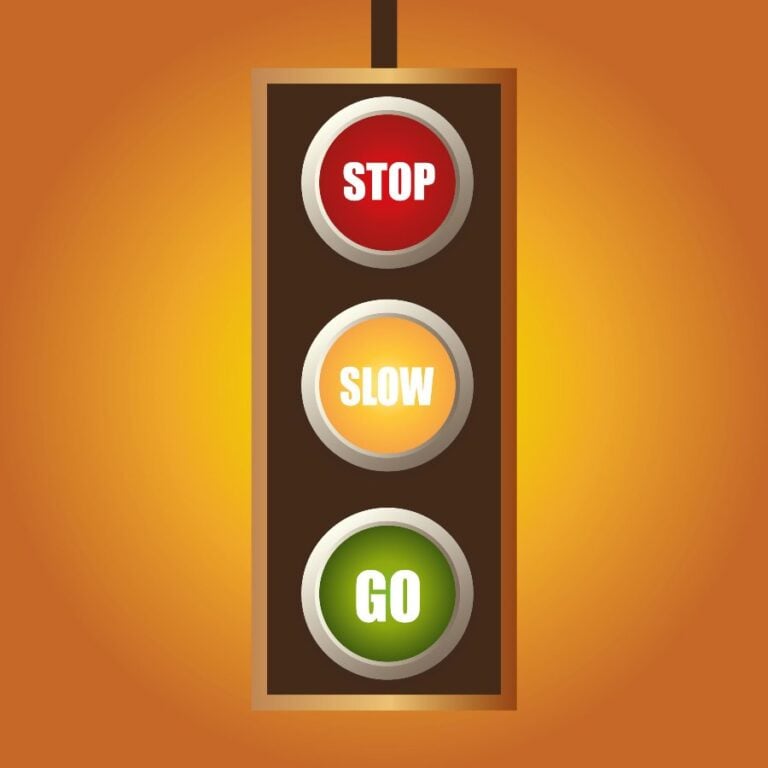 How to Play the Red Light Green Light Game with Preschoolers ...